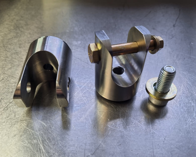 Rear Upper Shock Clevis Holden Commodore VK-VS Rear Live Axle | Racing ...